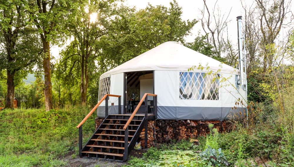 This Amazing Modern Yurt Is A Design Marvel… – Eco Snippets